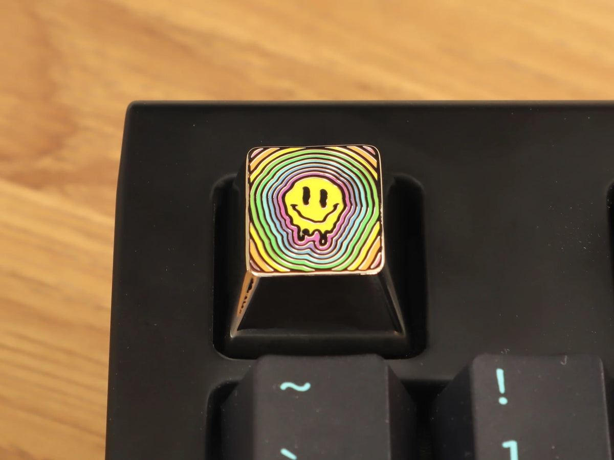 Rainbow Smiley Keycap – Terra Keycaps